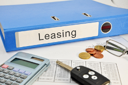 Klärt auf über die Finanzierungsmöglichkeiten: Kredit vs. Leasing!